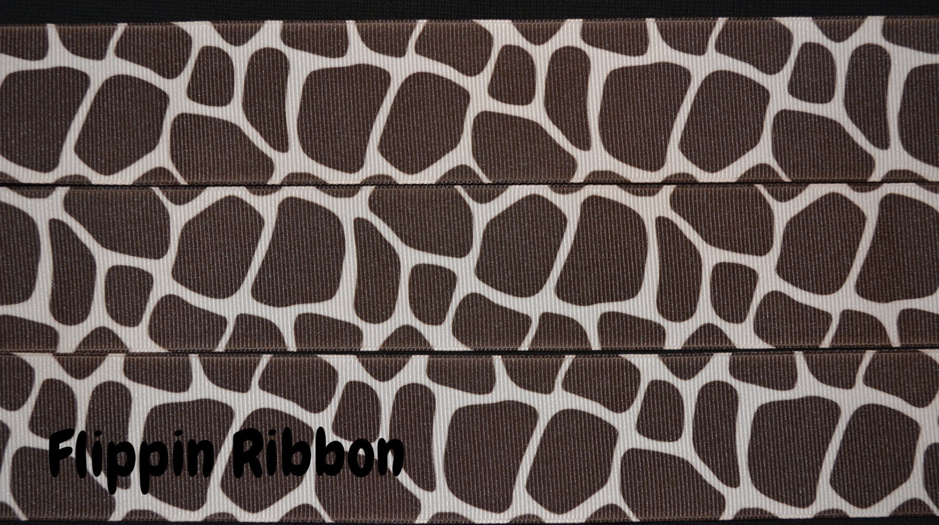 Giraffe Print Ribbon - 1 1/2 inch Printed Grosgrain Ribbon – Flippin ...